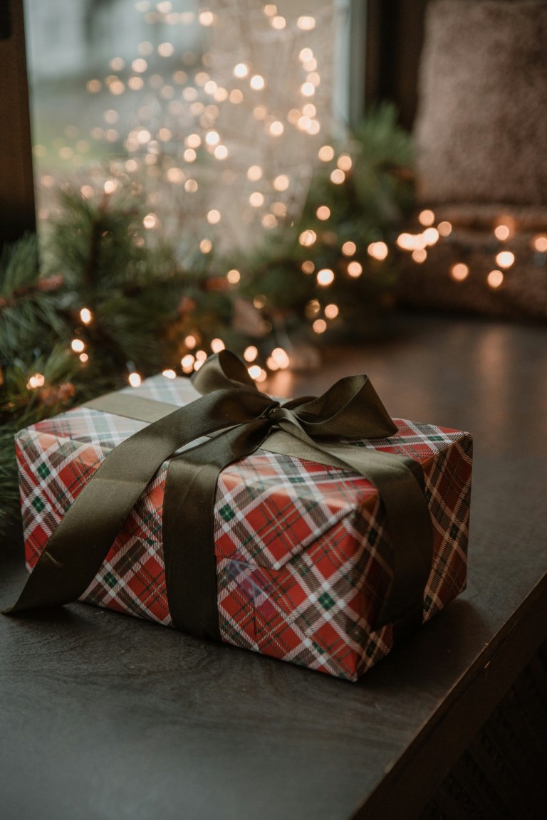 Real Chic Holiday Gifts Under $50 – The Real Chic Life